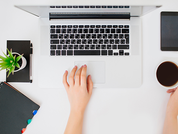Applications et outils financiers : BuyIt et Oracle